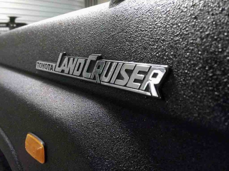 Kit de Tinta Raptor Liner "U-Pol" Tintável com Escolha da Cor - Motorin